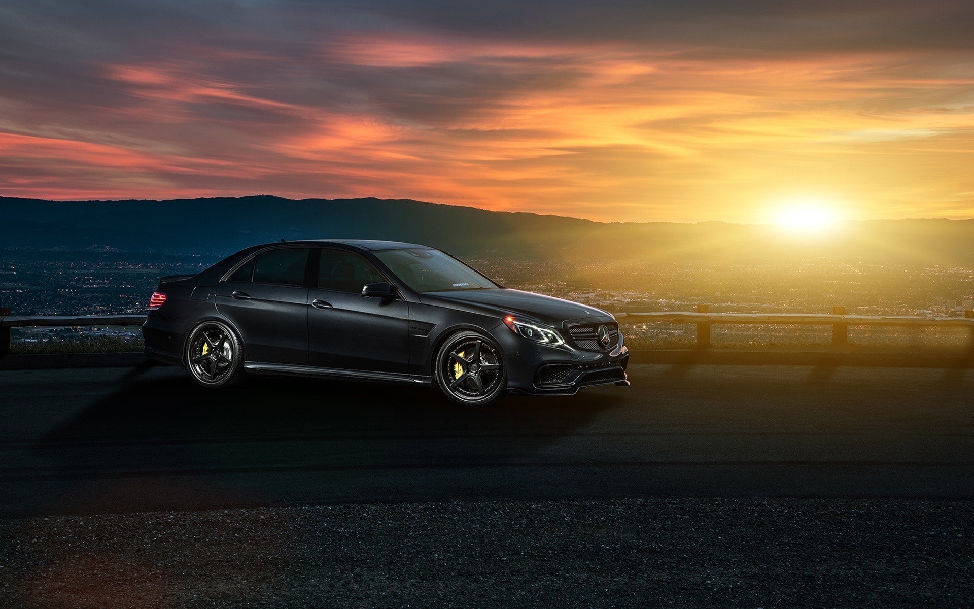 E63 Amg Wallpaper Hd (#1028339) - HD Wallpaper & Backgrounds Download