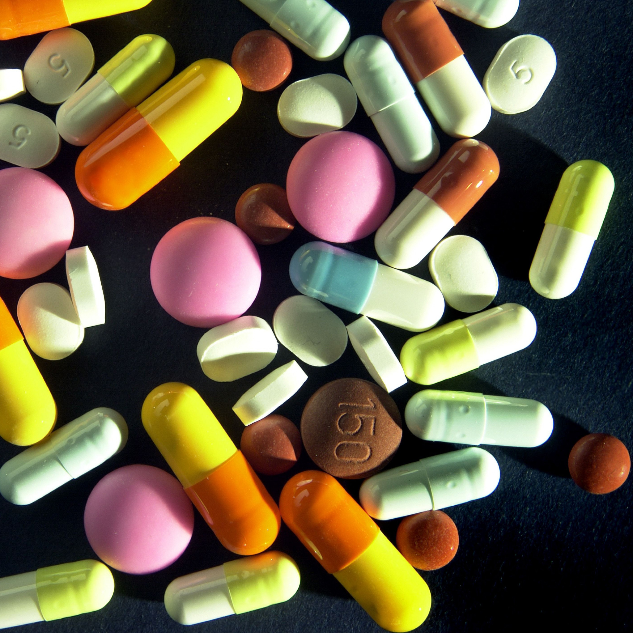 Pharmacy - Wallpaper - Obat Penghenti Haid Saat Umroh (#1053576) - HD ...