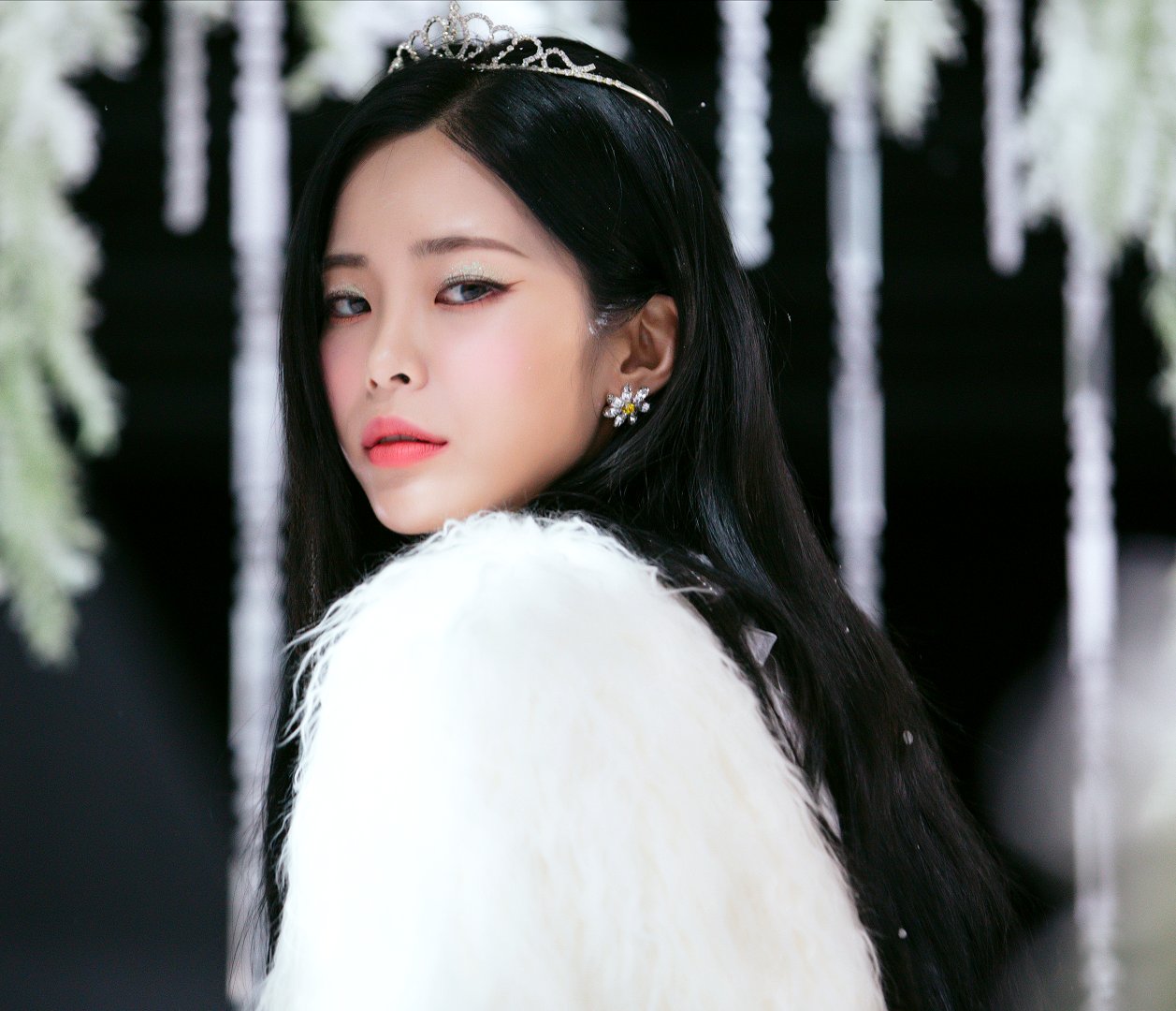 Heize First Sight (#1086519) - HD Wallpaper & Backgrounds Download