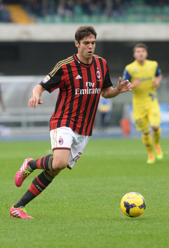 Ricardo Kaka Photos»photostream - Kick Up A Soccer Ball (#1105797) - HD ...