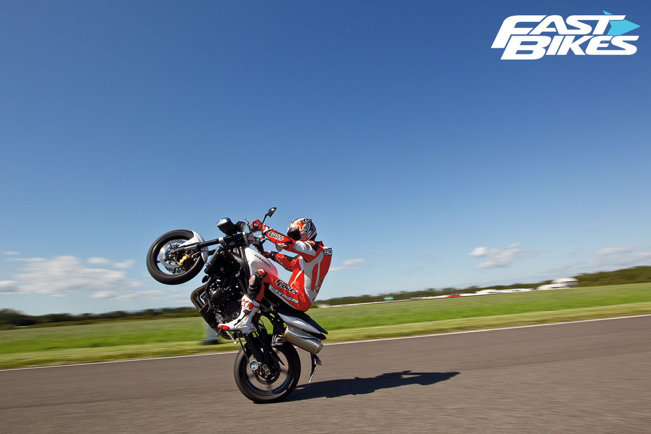 Triumph Street Triple R Wallpaper - Stunt (#1178817) - HD Wallpaper ...