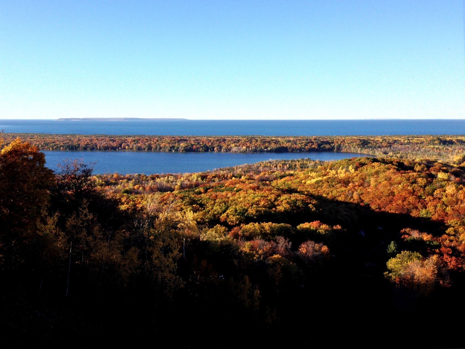 South Manitou From Sugar Loaf - Loch (#128370) - HD Wallpaper ...