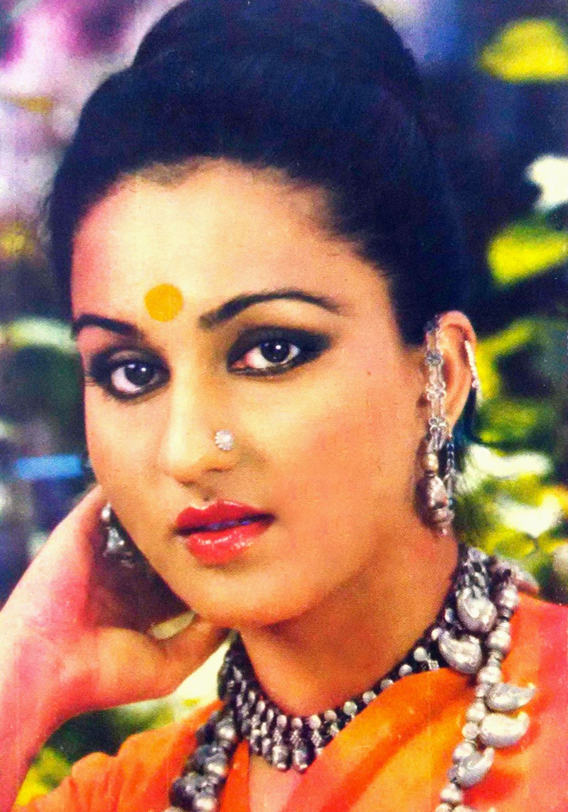 Reena Roy (#1214030) - HD Wallpaper & Backgrounds Download
