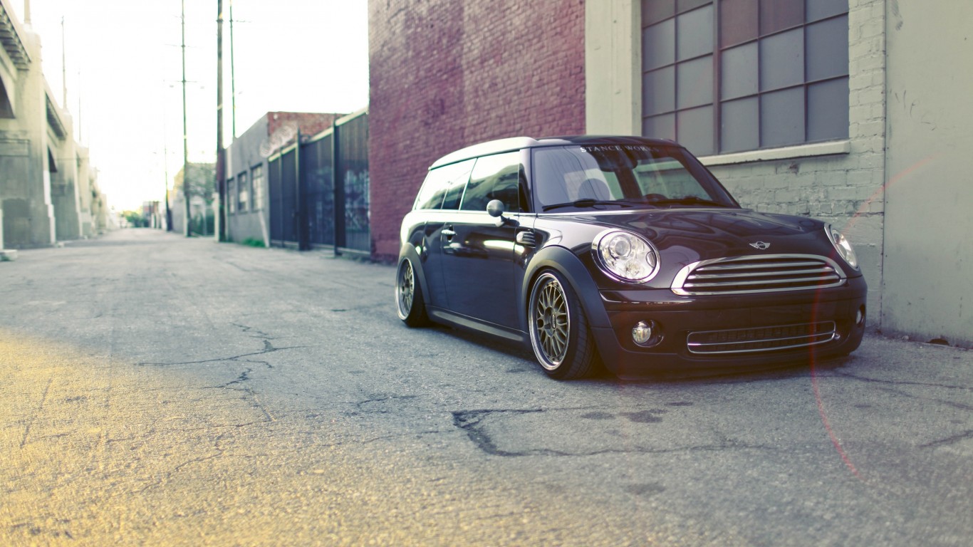 More Cars & Bikes Desktop Wallpapers - Mini Cooper Wallpaper For Iphone ...