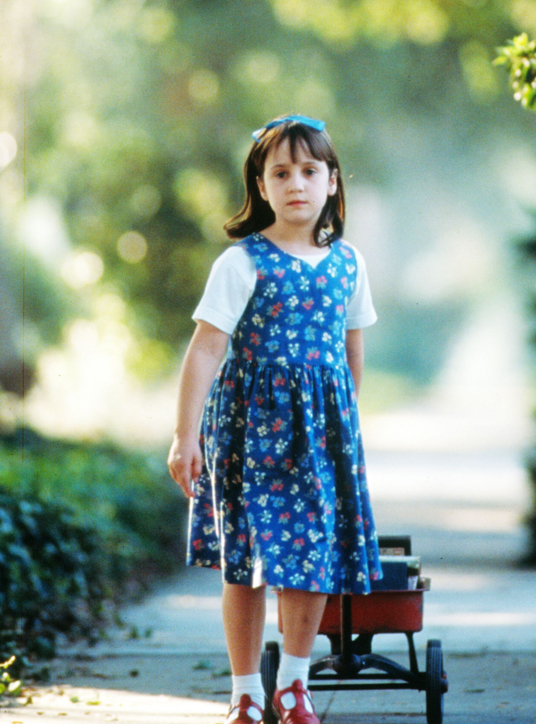Matilda Wallpaper For Iphone - Matilda In The Movie (#1308654) - HD ...