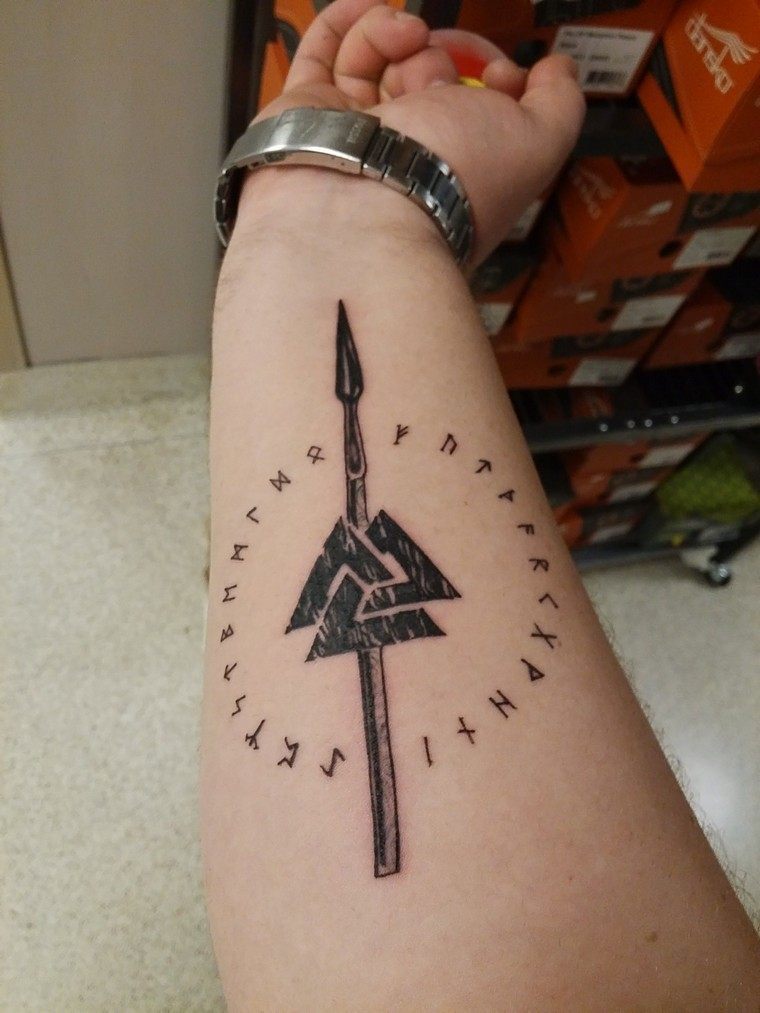 Valknut Tattoo Viking Forearm Man Woman - Odin's Spear Tattoo (#1319723 ...
