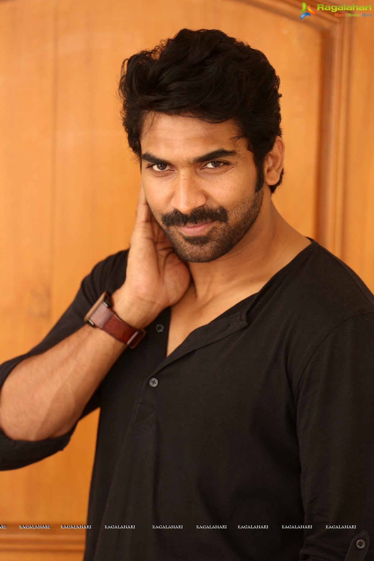 Sagar - Sagar Hd Images Mogalirekulu (#1365272) - HD Wallpaper ...