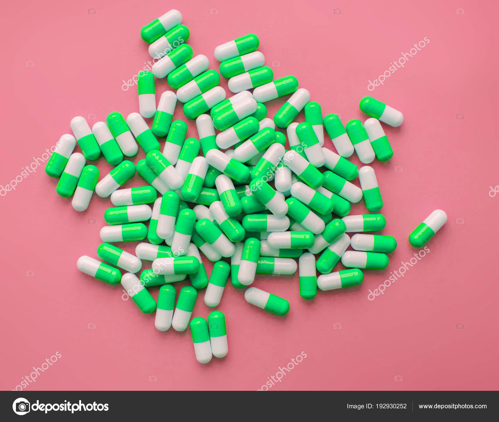 Green White Pills Capsules Lies Rows Pink Background - Pastillas De ...