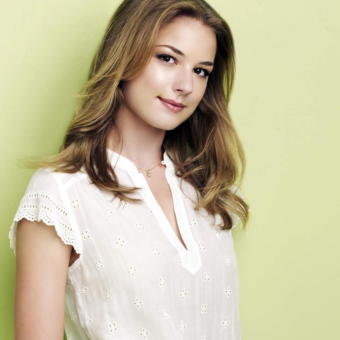 Android - Girl (#1377957) - HD Wallpaper & Backgrounds Download