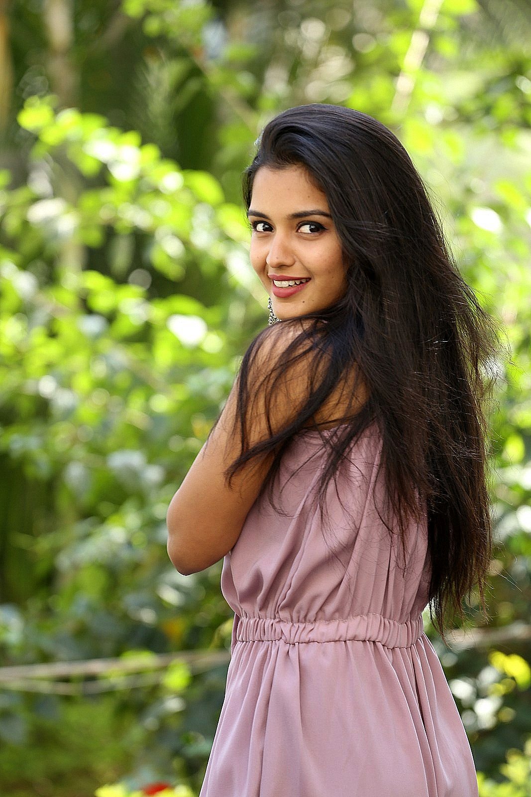 Jain Wallpaper Hd - Photo Shoot (#1414649) - HD Wallpaper & Backgrounds ...