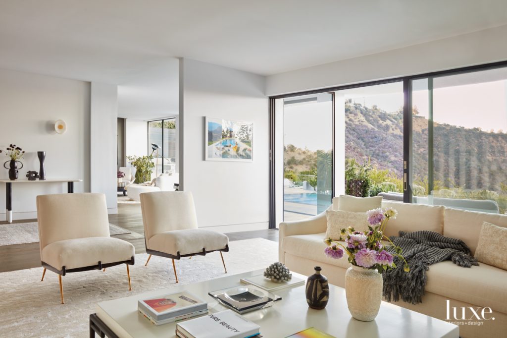 Interior Designer Sara Story Created A Luminous, Art-filled - Luxe ...