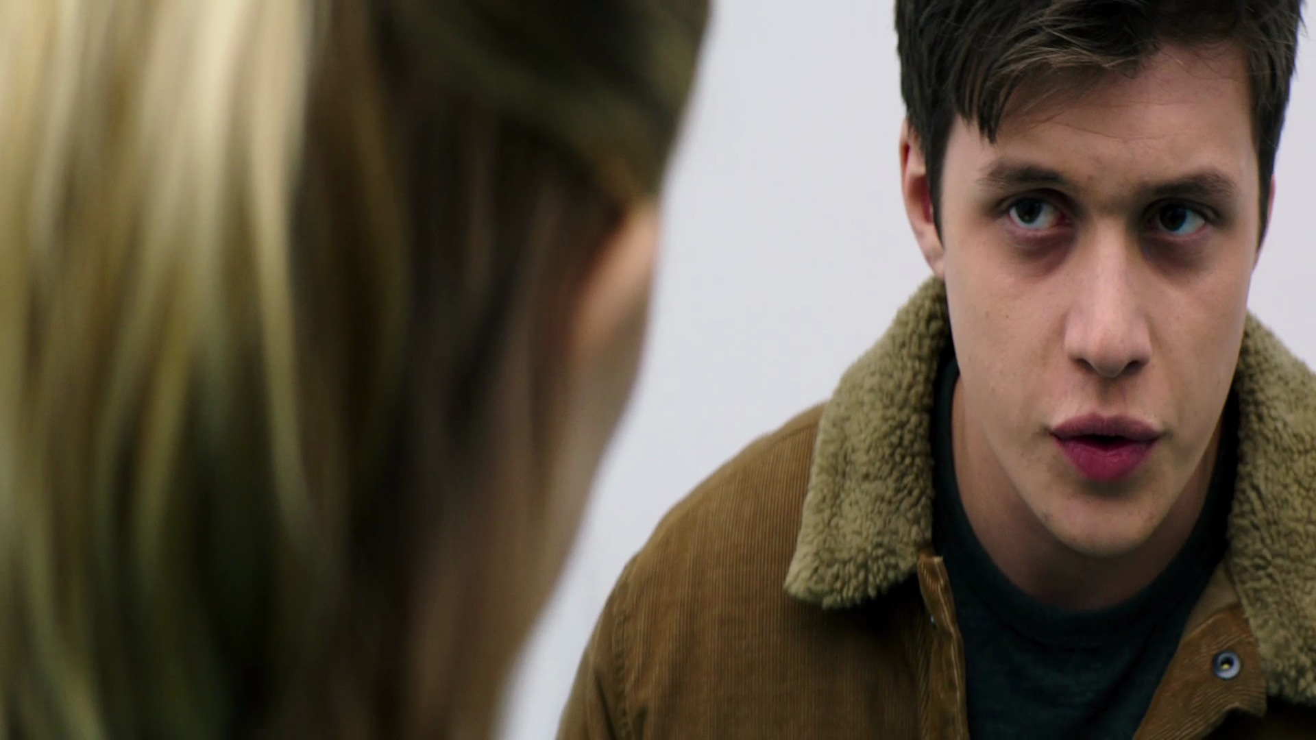 The 5th Wave Hd Screencaps - 5th Wave Nick Robinson Screencaps ...