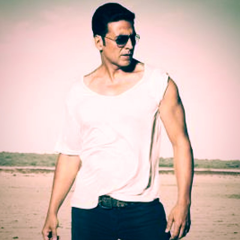 Akshay Kumar Hd Wallpaper Download - Akshay Kumar Action (#1571733 ...