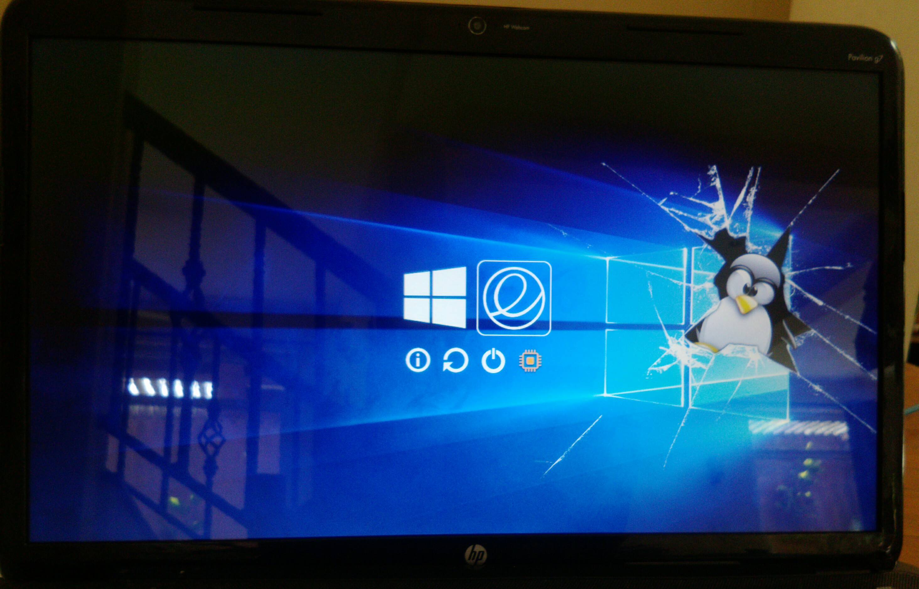 Using My Custom Wallpaper I Created In Gimp - Elementary Os (#1798224 ...