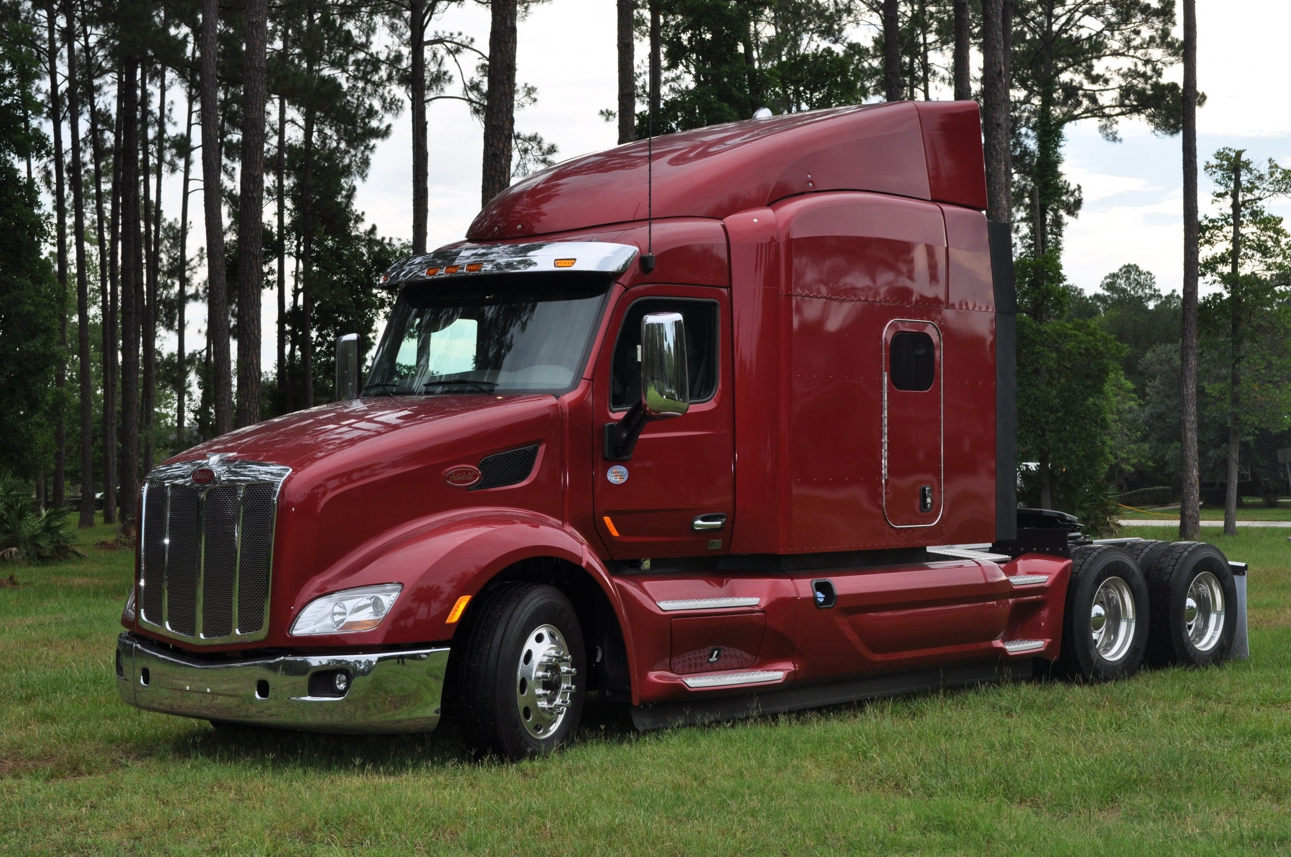 Peterbilt, Truck, Grass, Red - Peterbilt 579 Red (#1808035) - HD ...