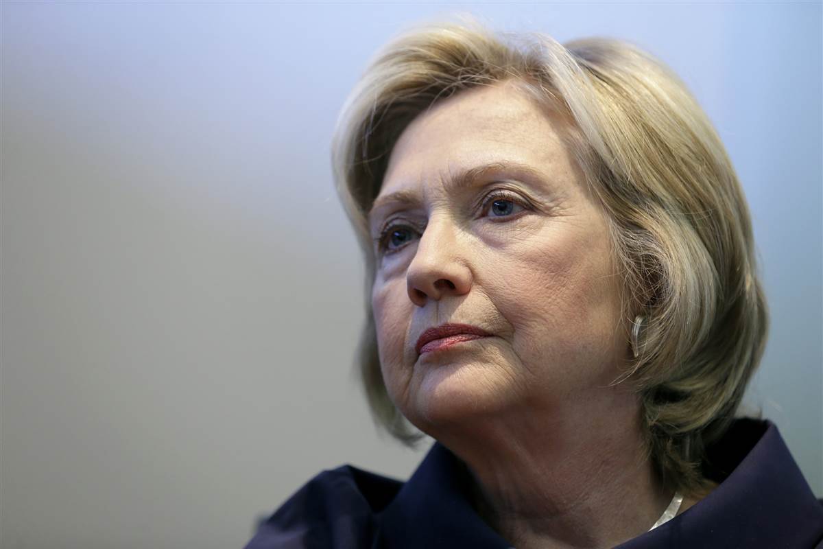 Hillary Clinton (#1835160) - HD Wallpaper & Backgrounds Download