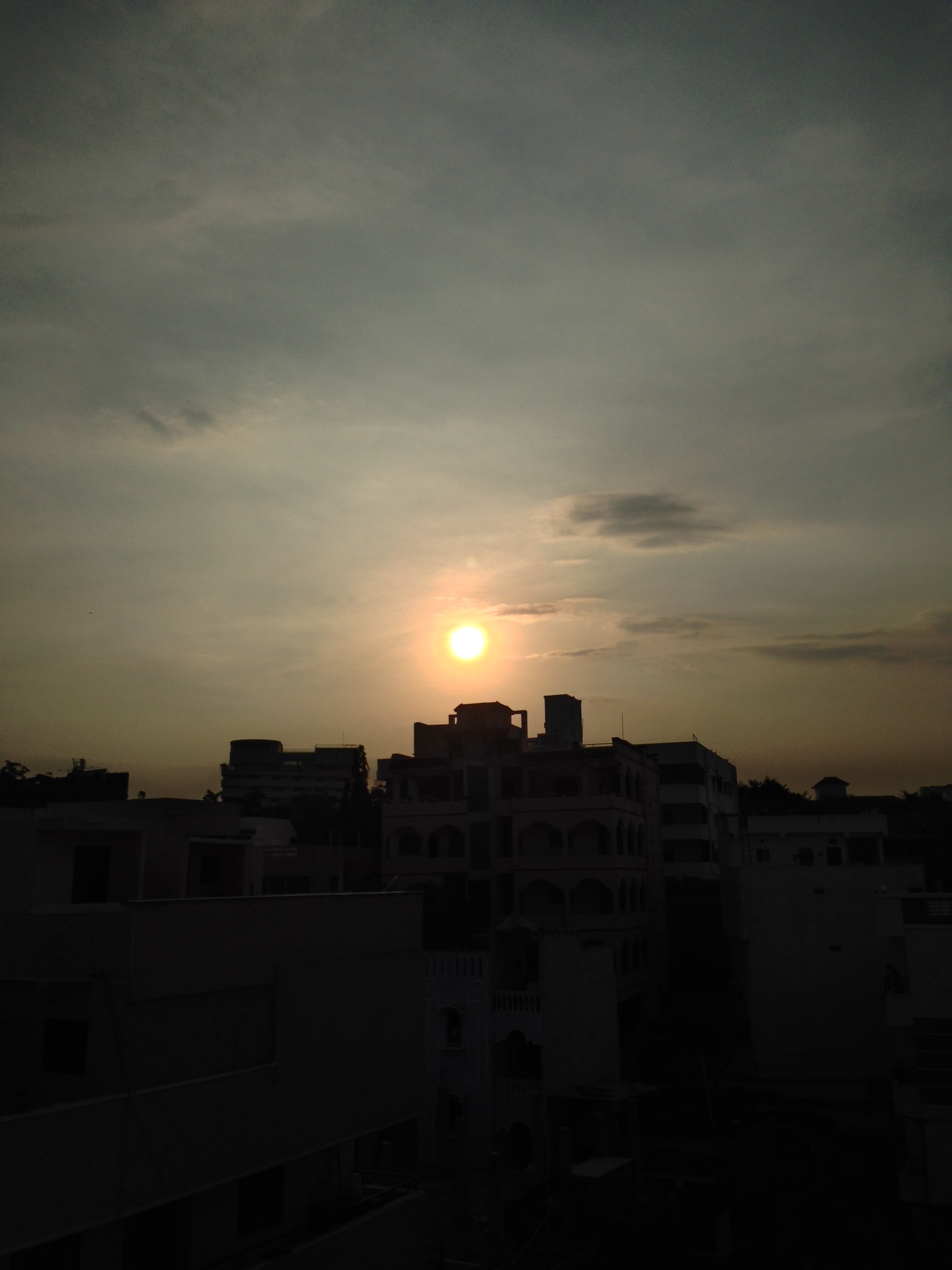 Similar Photos - Sunset (#1952245) - HD Wallpaper & Backgrounds Download