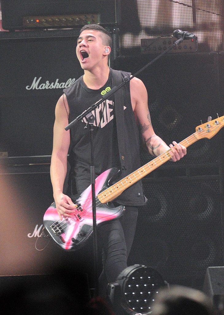 5sos Third Album - Calum Hood And Nia Lovelis 2018 (#1990140) - HD ...