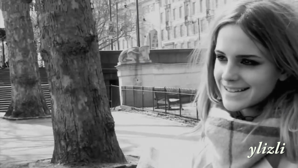 Emma Watson Gifs (#1992355) - HD Wallpaper & Backgrounds Download