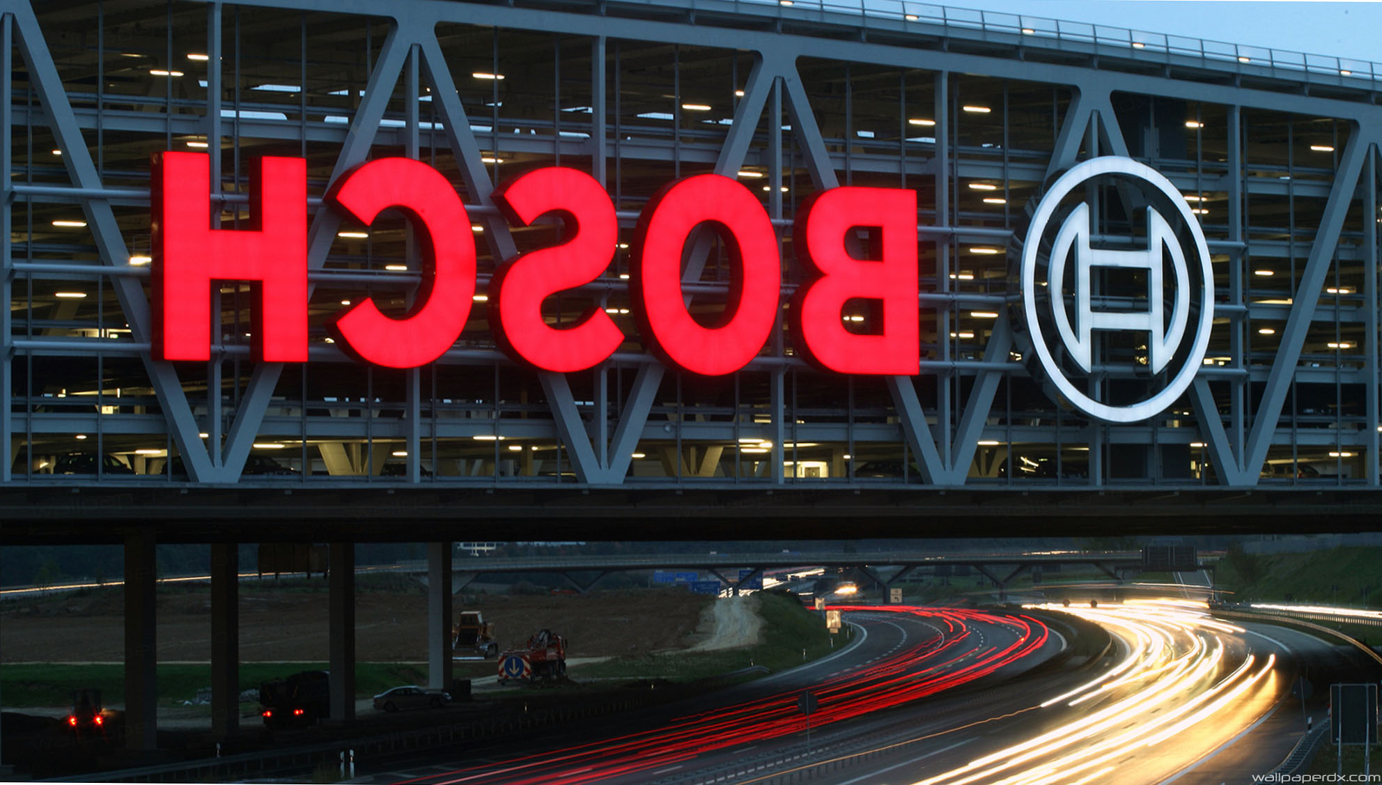 Bosch Hd (#1998128) - HD Wallpaper & Backgrounds Download