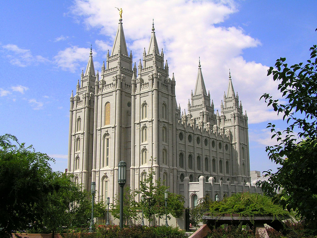 Salt Lake Temple - Temple Square (#2082040) - HD Wallpaper ...