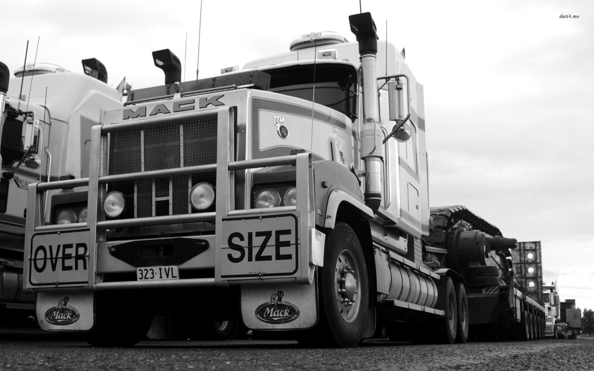 Mack 1920x1200 Wallpaper