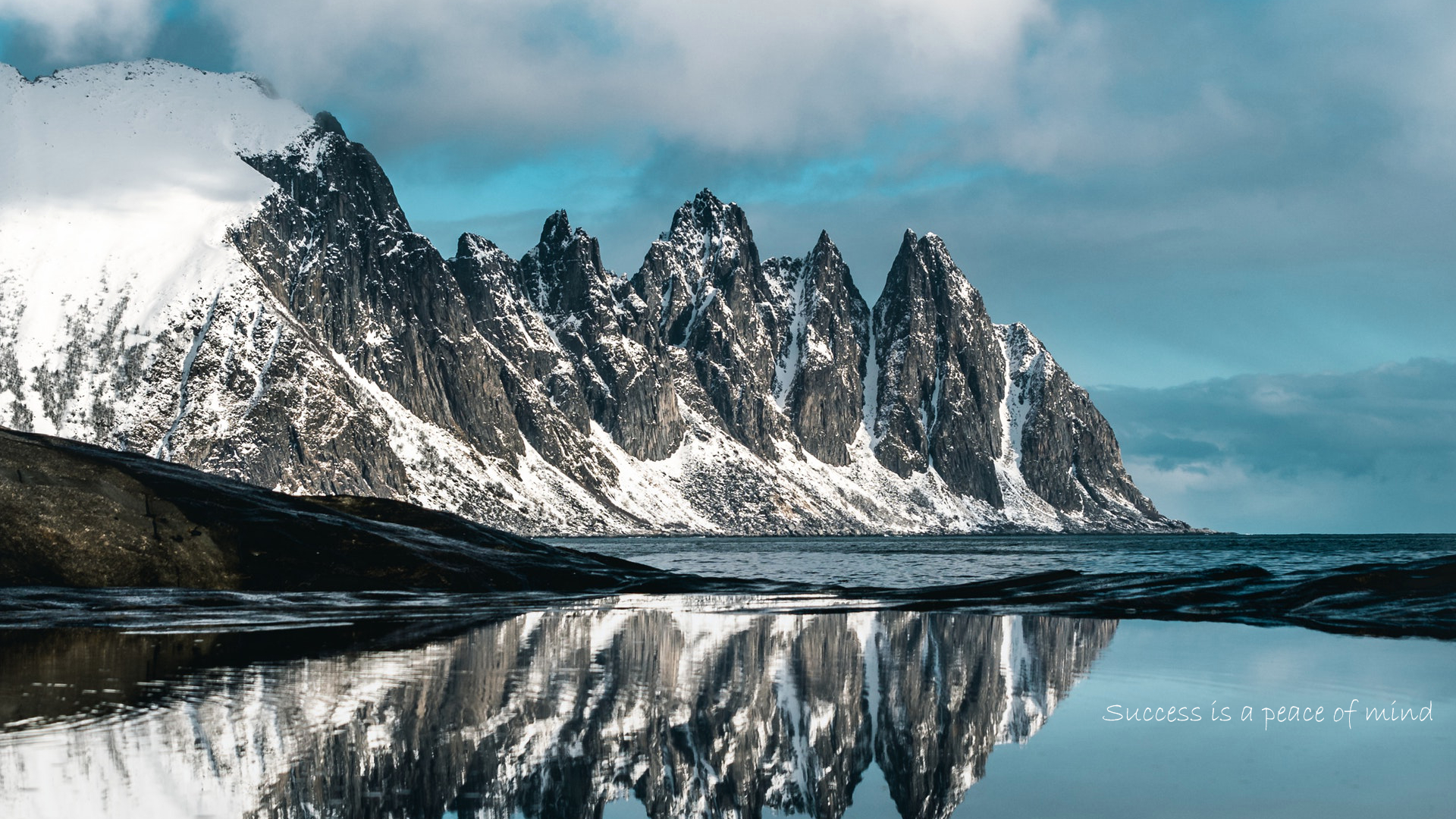 Summit (#2126612) - HD Wallpaper & Backgrounds Download