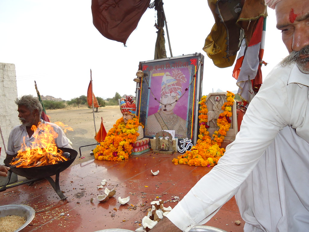 Om Banna Chotala - Tradition (#2156266) - HD Wallpaper & Backgrounds ...