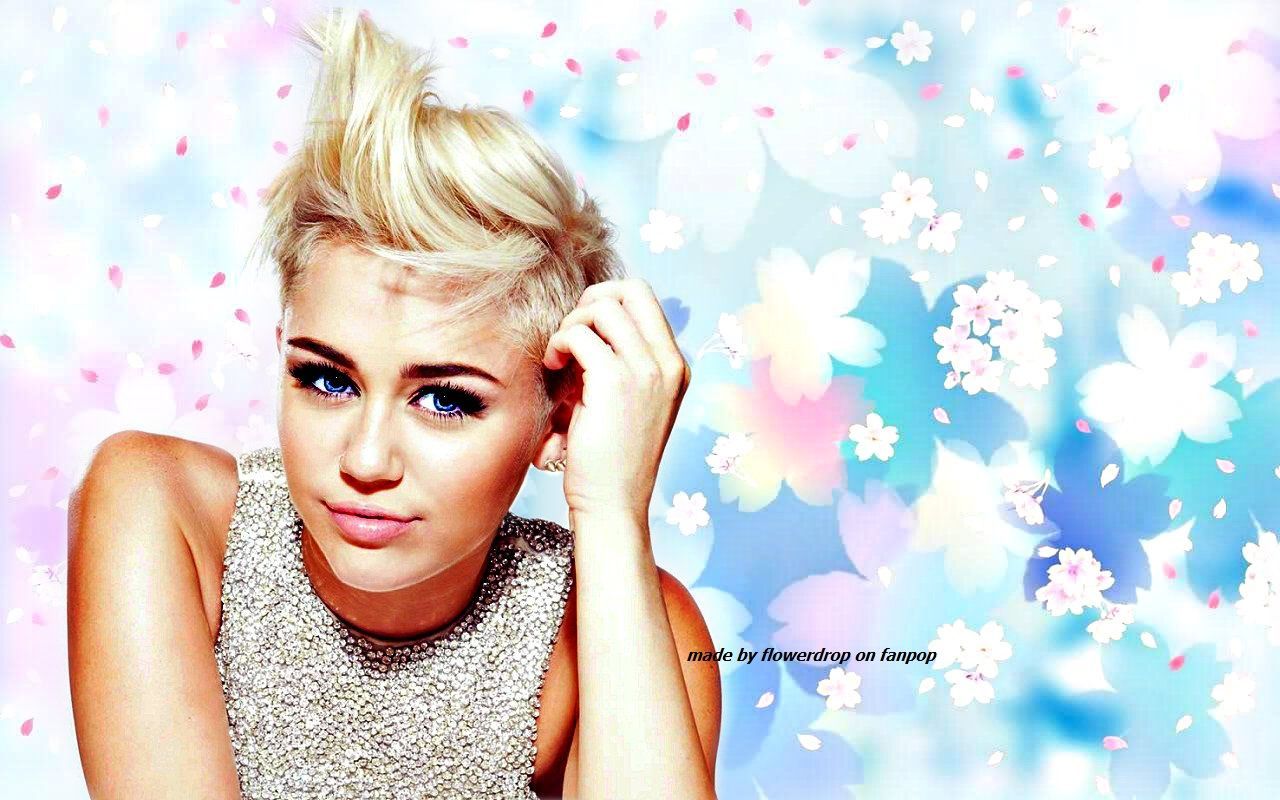 Download In Original Resolution - Desktop Background Miley Cyrus ...