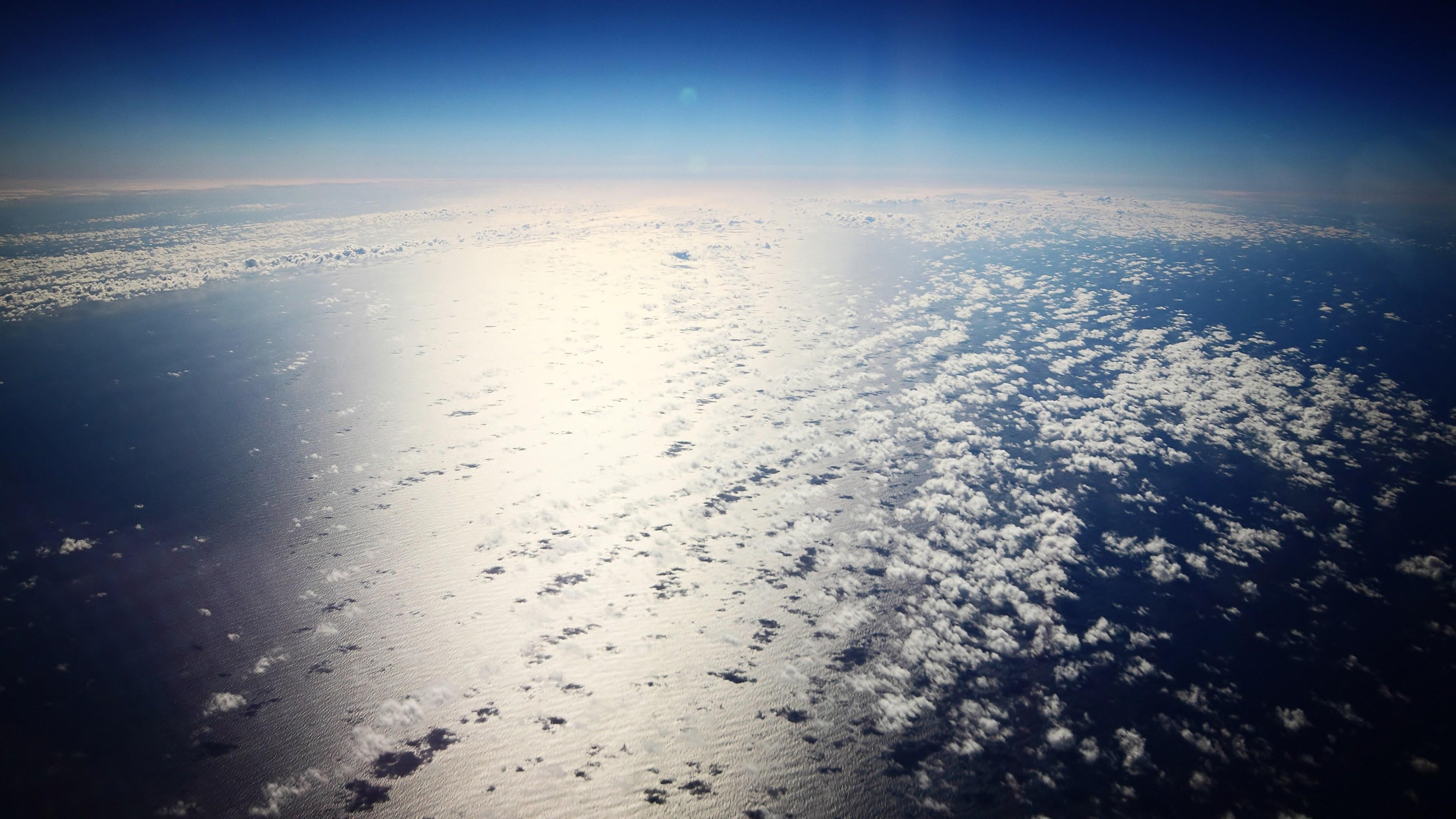 Sky Earth (#2505040) - HD Wallpaper & Backgrounds Download