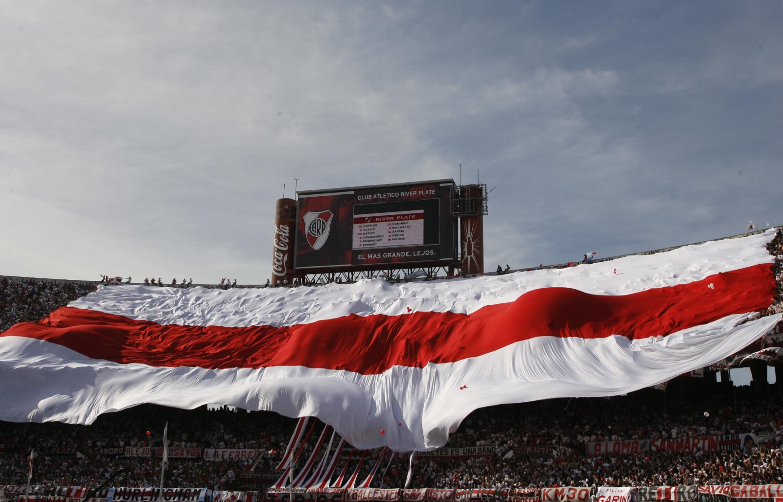 River Plate Banderas Hd (#2520916) - HD Wallpaper & Backgrounds Download