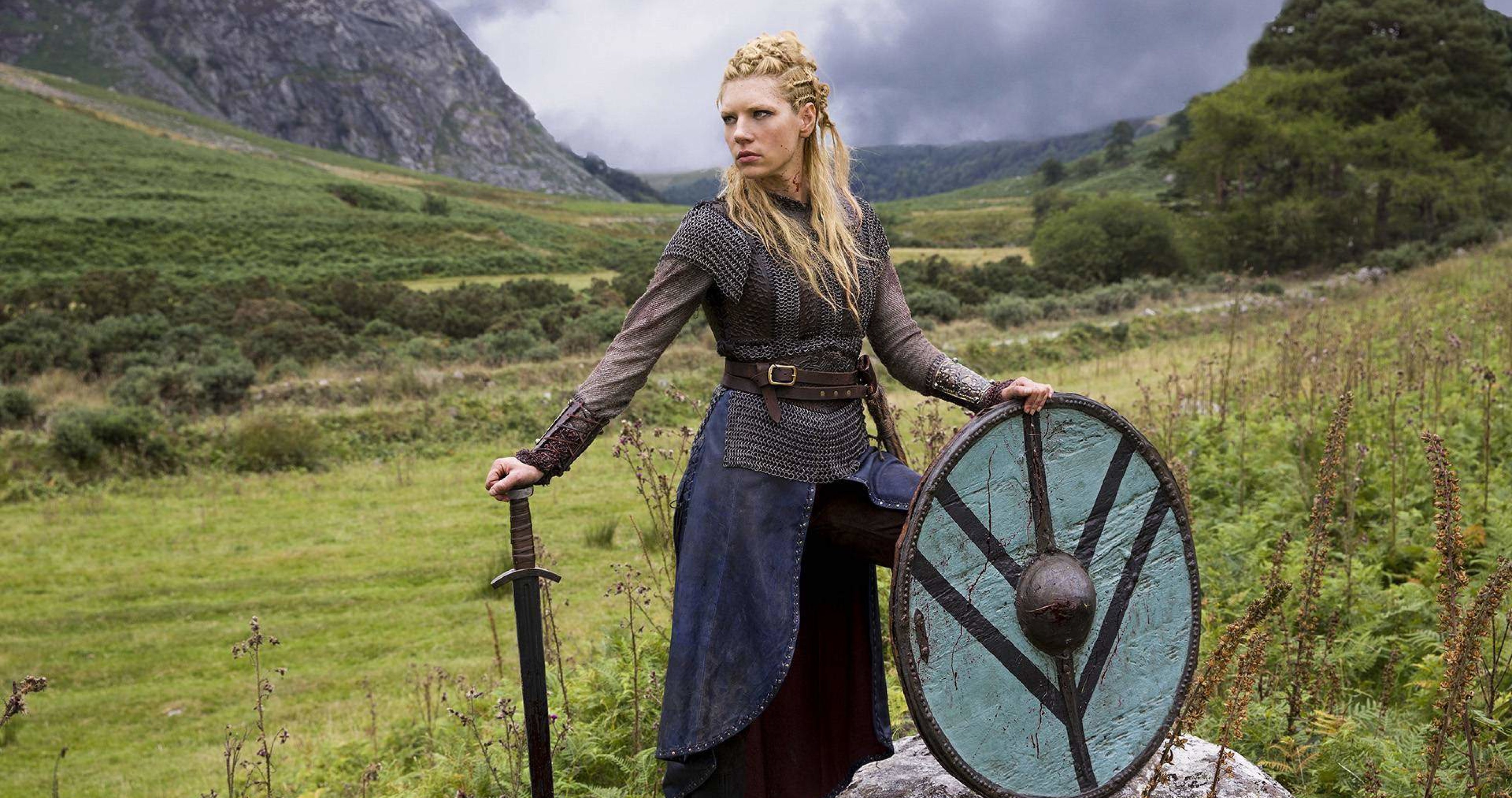 Shieldmaiden Lagertha Vikings (#3135777) - HD Wallpaper & Backgrounds ...