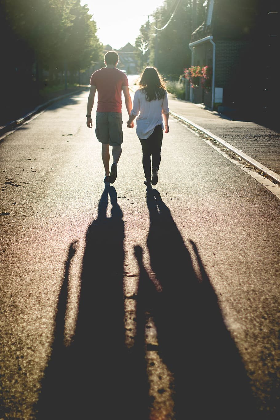 Walking (#3154631) - HD Wallpaper & Backgrounds Download