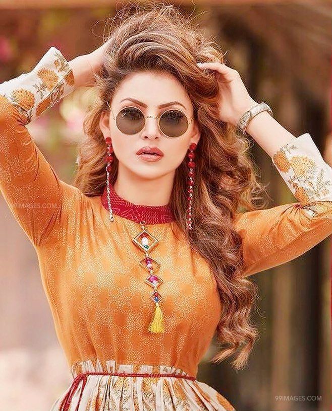 Urvashi Rautela Beautiful Photos & Mobile Wallpapers - Urvashi Rautela ...