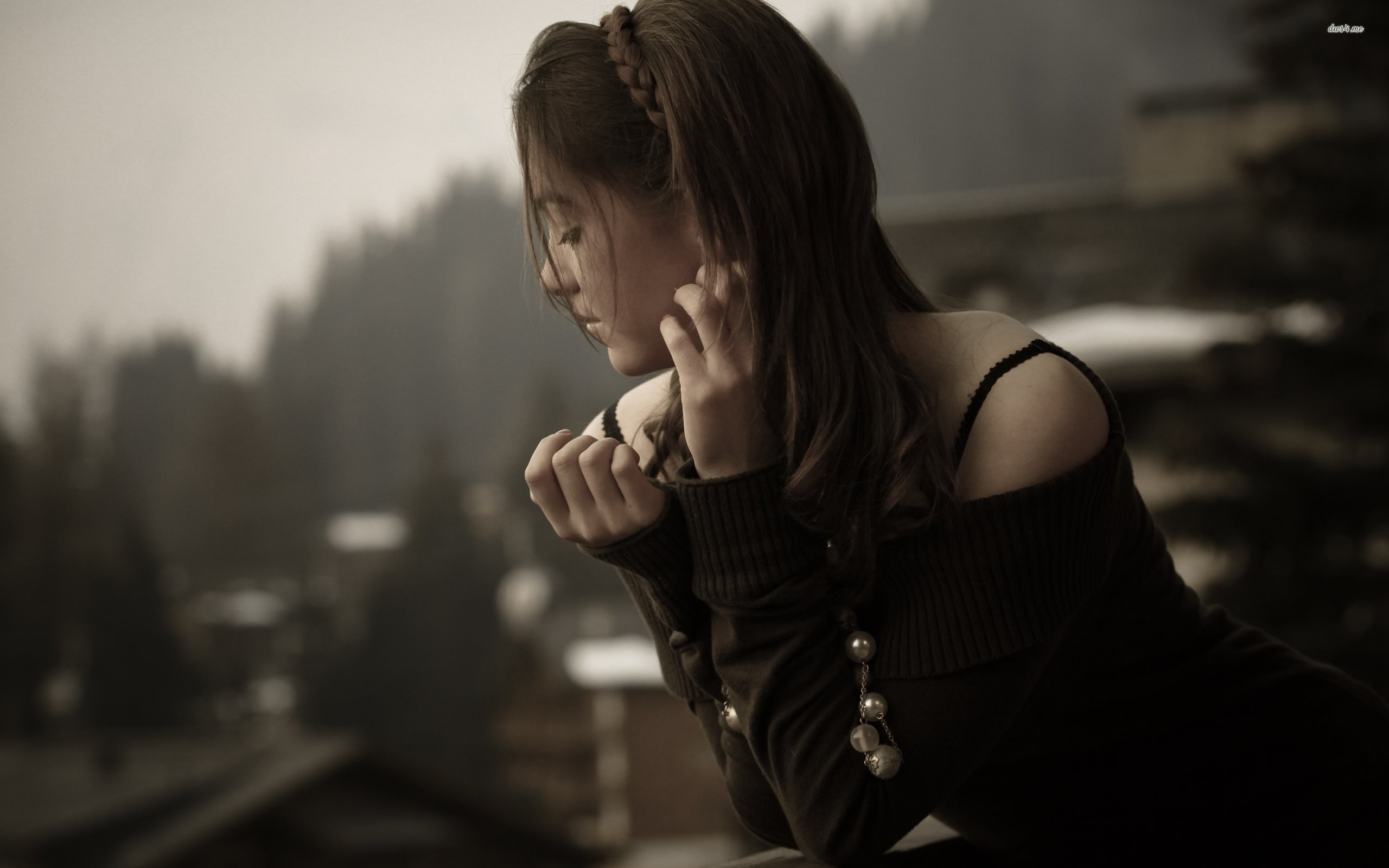 Lonely Girl On The Roof Wallpaper - Lonely Girls (#379871) - HD ...