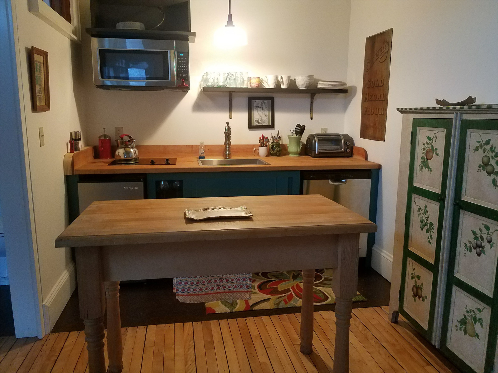 The Banker's Suite - Sofa Tables (#513895) - HD Wallpaper & Backgrounds ...