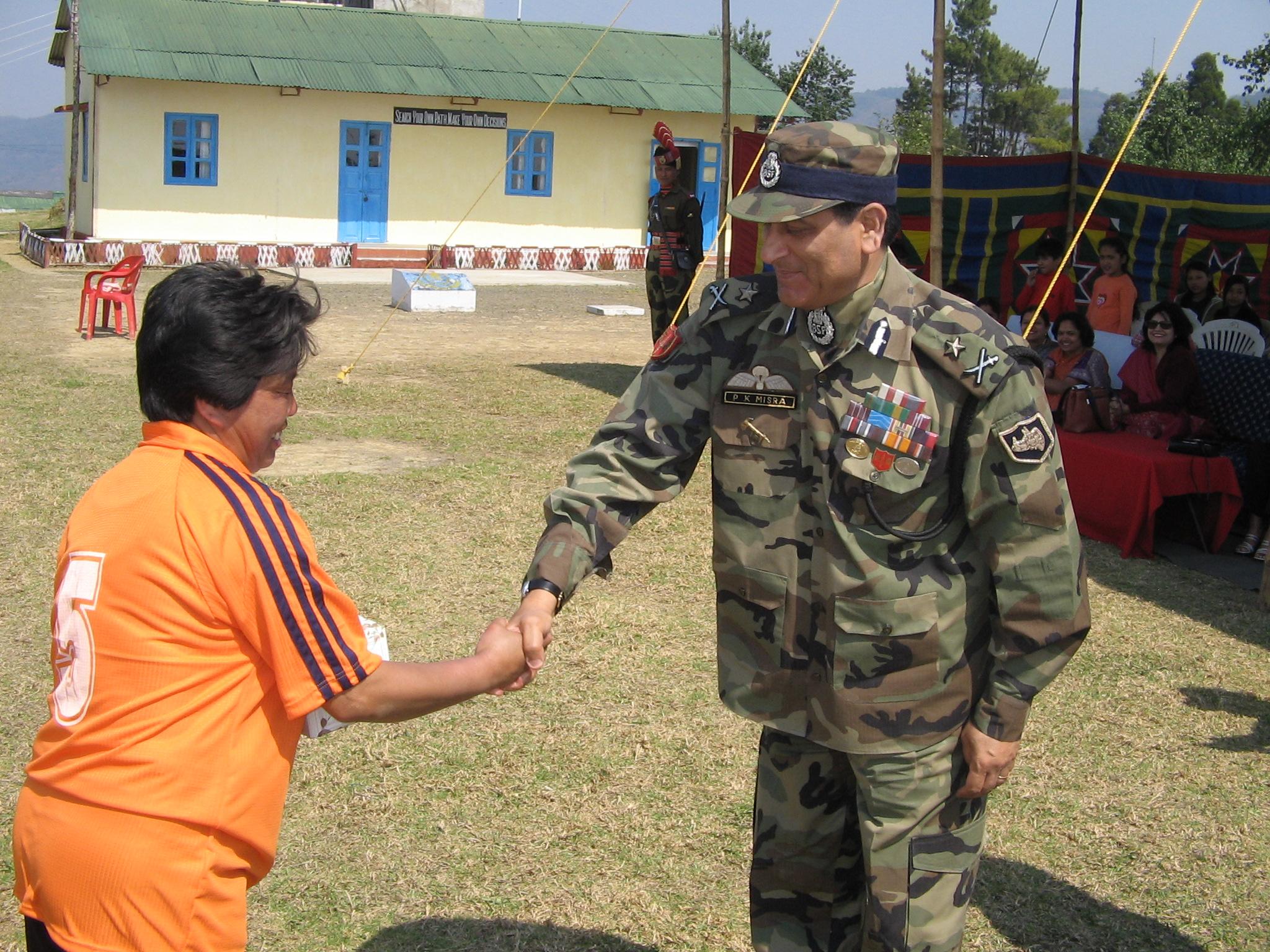 Bsf Photos Wallpaper (#578533) - HD Wallpaper & Backgrounds Download