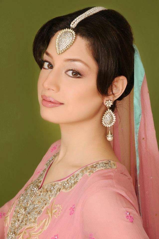 Sidra Batool Hd Wallpapers Free Download - Sidra Batool (#592549) - HD ...