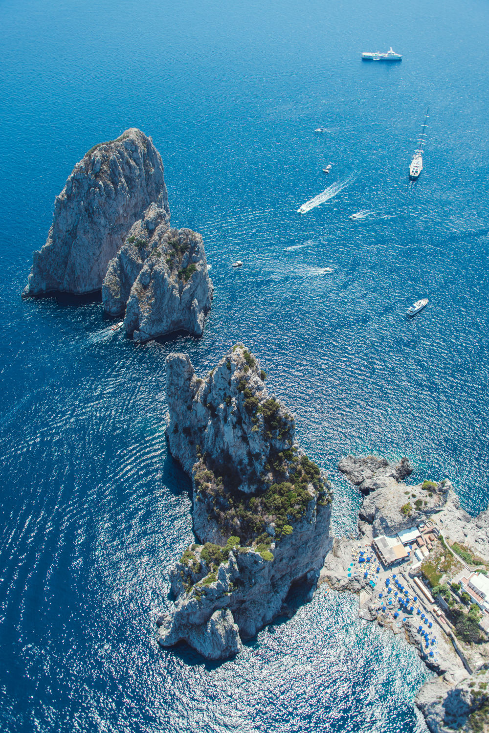 A Source - Capri (#601219) - HD Wallpaper & Backgrounds Download