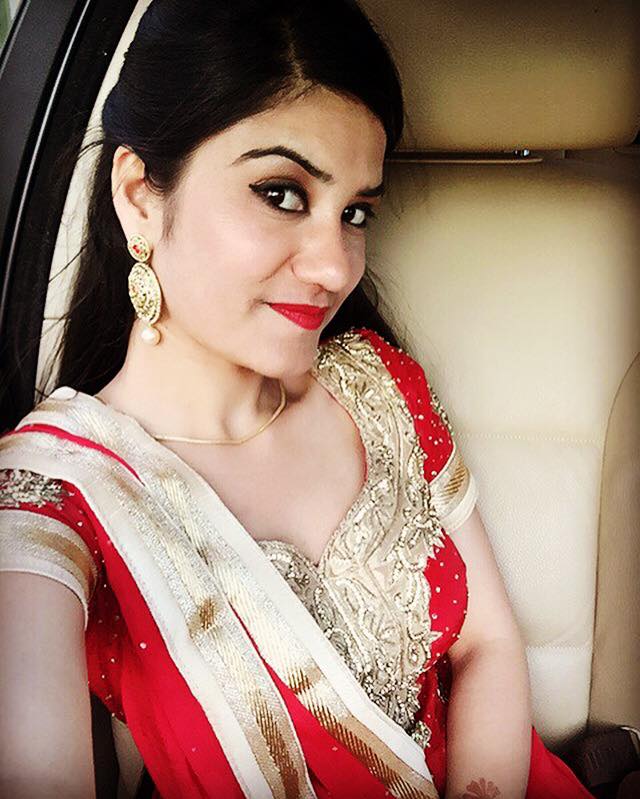 15 Best Of Punjabi Singer Kaur B Hd Wallpapers Images - Punjabi Singer ...