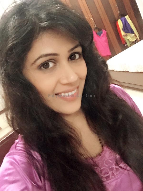 Sheetal Dabholkar Hair (#707996) - HD Wallpaper & Backgrounds Download