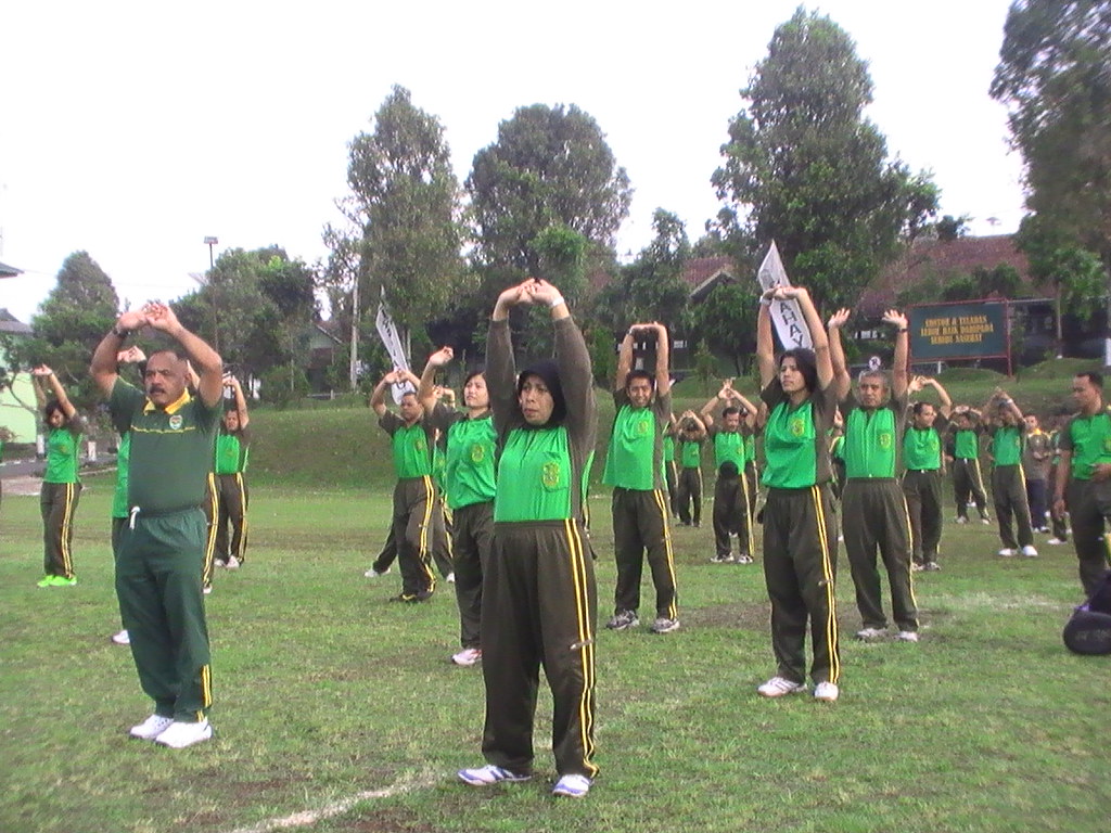 Hut Kuad - Dance (#743854) - HD Wallpaper & Backgrounds Download