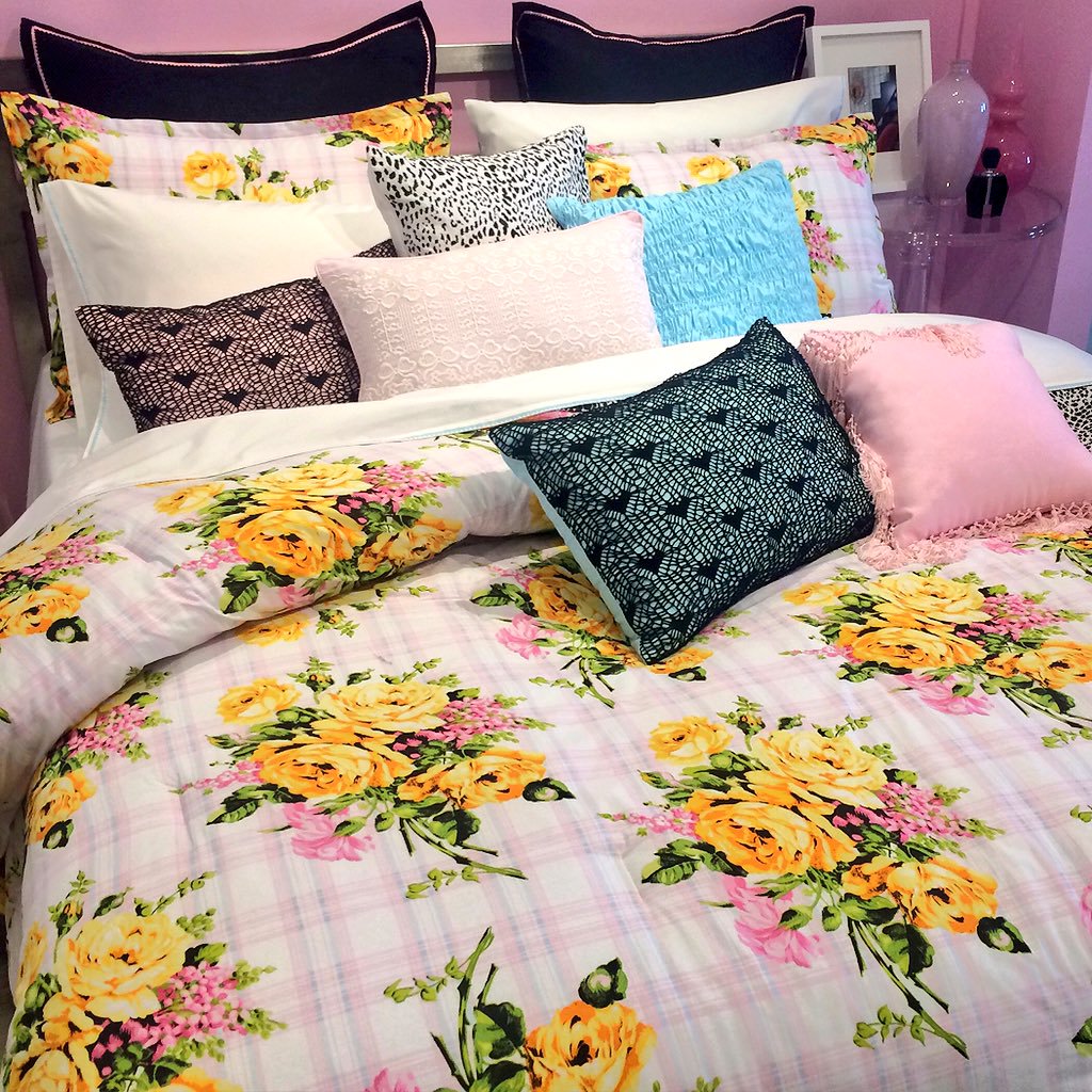 Betsey Johnson On Twitter Good Night Kiddos My New - Good Night Bed ...