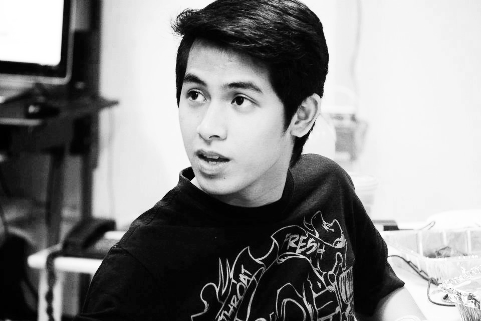 Raymond Abracosa Wallpaper