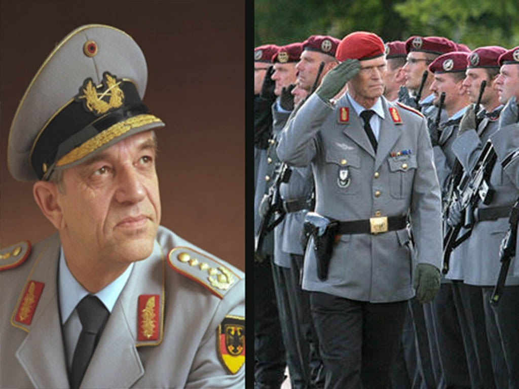 204cff Grosser Zapfenstreich Fuer General - German Officer Bundeswehr ...