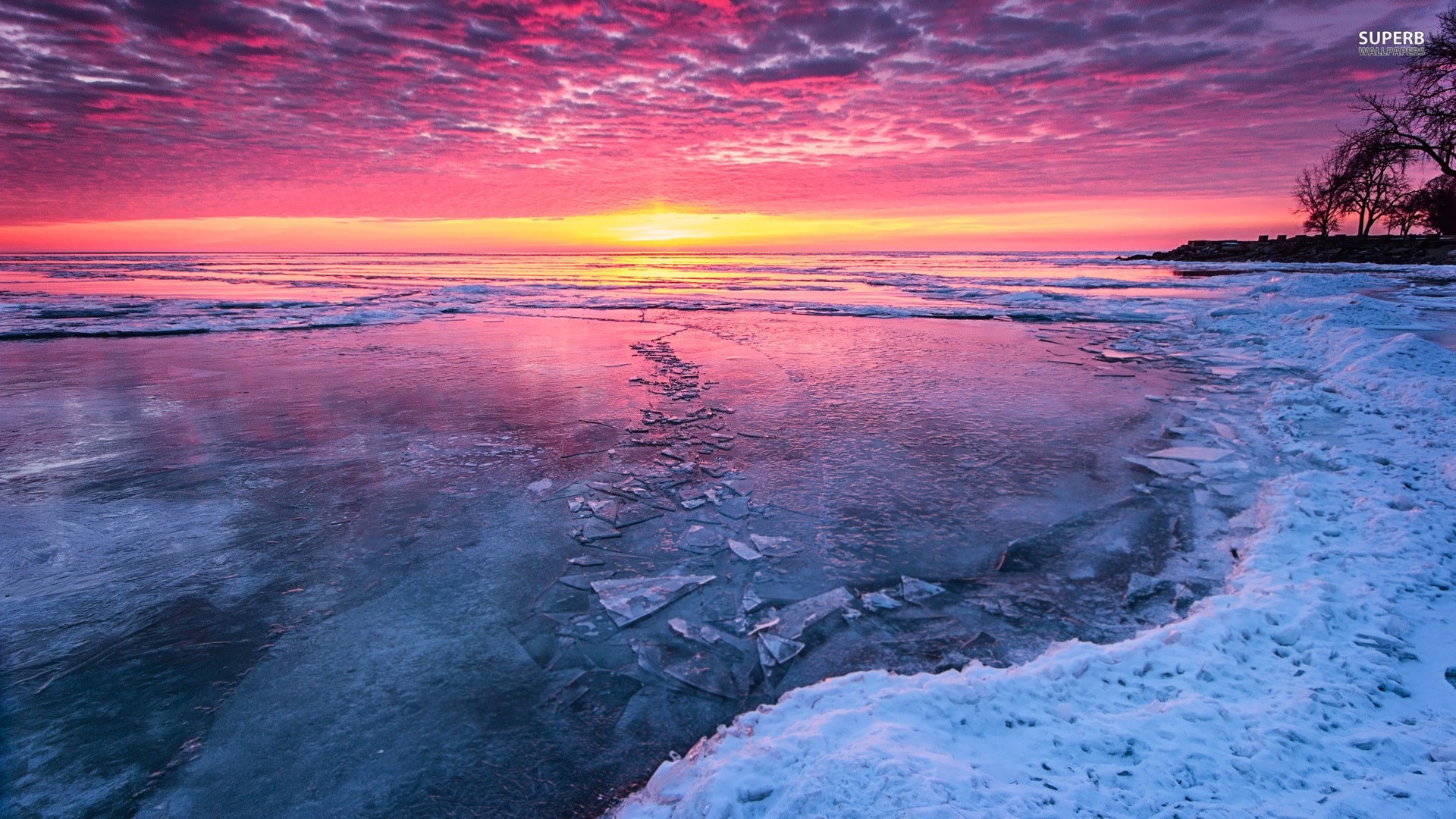 Sunset Over Frozen Lake (#948399) - HD Wallpaper & Backgrounds Download